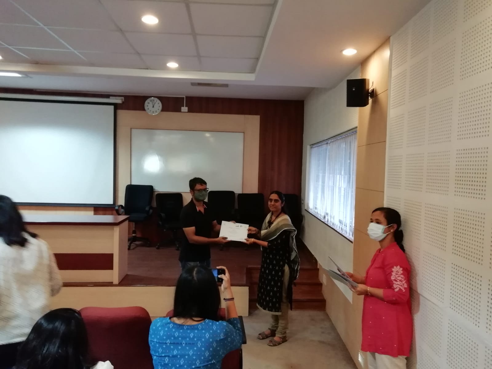 CDNA | Media Gallery